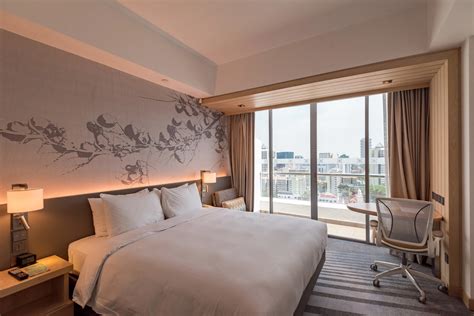Hotel Review Hilton Garden Inn Singapore Serangoon King Deluxe Room