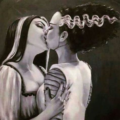 Foto De When Witches Meet A Tongue Kiss And A Hello With A Wicked Smile