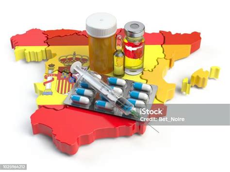 건강 의료 의학 그리고 스페인 개념에서 약국 알 약 튜브와 스페인 흰색 배경에 고립의 지도에 주사기 3차원 형태에 대한 스톡 사진 및 기타 이미지 Istock