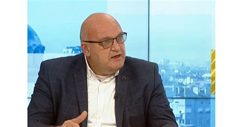 Д р Брънзалов И пациентите без здравни права ще могат да се ваксинират