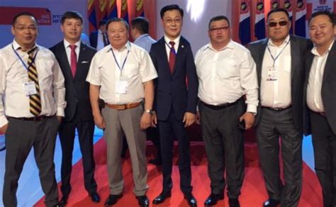 Монгол Улсын 29 дэх Ерөнхий сайдад дэмжигдсэн Ж Эрдэнэбат гэж хэн бэ