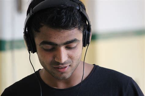 about shivam agrahari medium