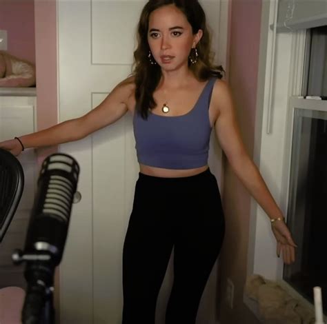 Maya Looking Great Scrolller