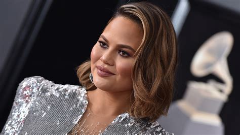 Chrissy Teigen Slams Man For Taking Naked Photos Of Her Stylecaster