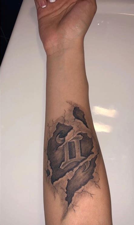 75 Unique Gemini Tattoos To Compliment Your Personality And Body