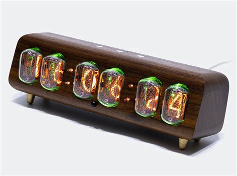 Keebmonkey In12 Nixie Clock Features Nixie Tubes Inside A Single Piece