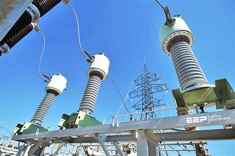 Reliability Of The Electric Power Distribution System For Six Alternative Loop Configurations Eep