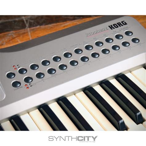 Korg Prophecy Silver Keyboards Rock N Roll Vintage Guitars