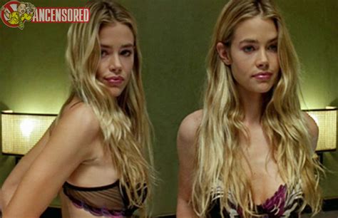 Naked Denise Richards In The Life