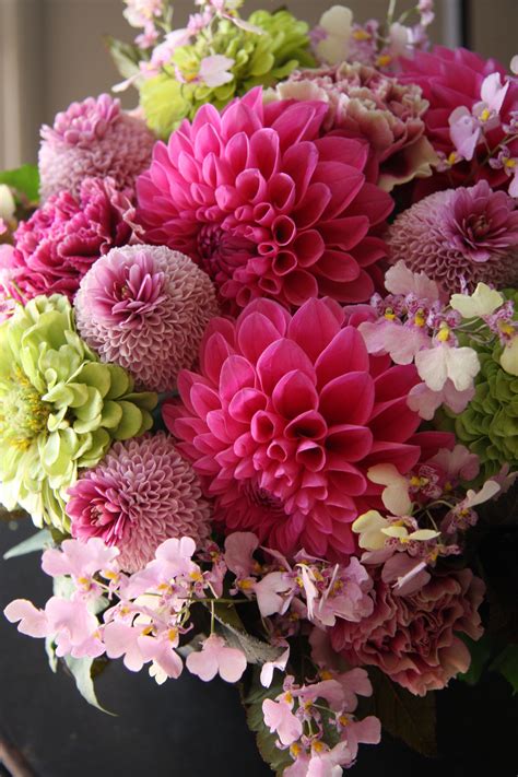 Dahlia Flower Arrangements