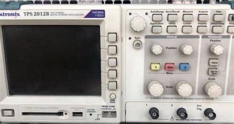 美国tektronix泰克dsa8200 Dsa8300 Tds8200 Csa8200采样示波器