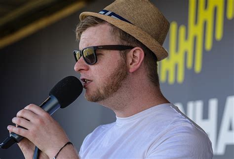 Robin Shaw Yours Sincerely