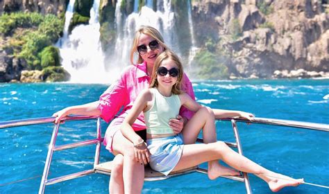 Who Is Like Nastya Mom Anna Radzinskaya