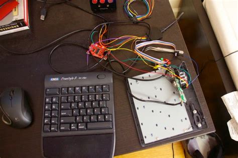 Fix A Keyboards Firmware With Trial Error And I2c Hackaday