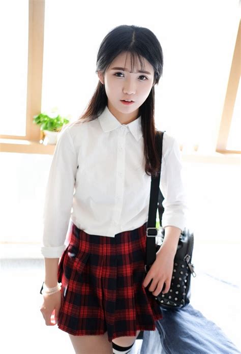복 받 으 세 요 부 드 럽 고 귀여운 여동생 의 캠퍼스 생활 사진 청순 하고 귀엽다 레이디사진