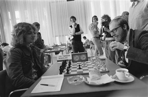 Robert Huebner 1948 2025