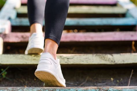 Penjanje Uz Stepenice Ili 10 000 Koraka Dnevno šta Je Bolje Za Naše Srce Eklinika