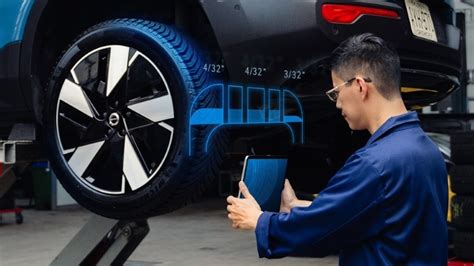 Survey Shows Auto Technicians Depend On High Tech Tools Auto Remarketing