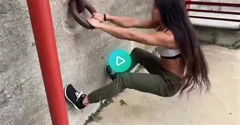 Graphics On This New Mirrors Edge Look Wild Must Be After A Timeskip Faith Connors Has Really