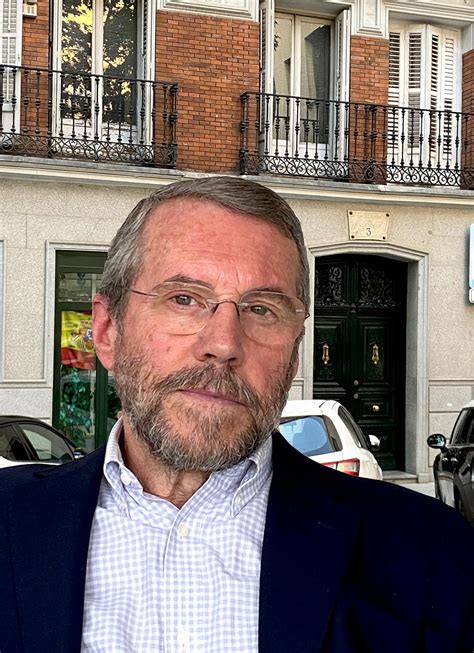 El Periodista Luis Muñiz Presenta Este Jueves La Biografía De José Manuel Pedregal El Comercio