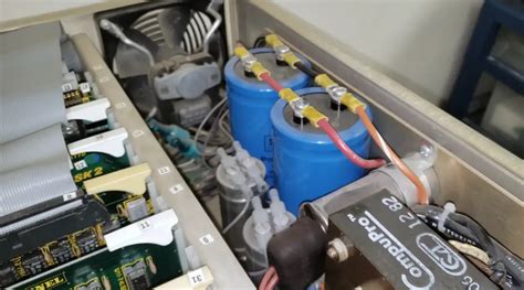 Does A Capacitor Have Polarity Electronicshacks