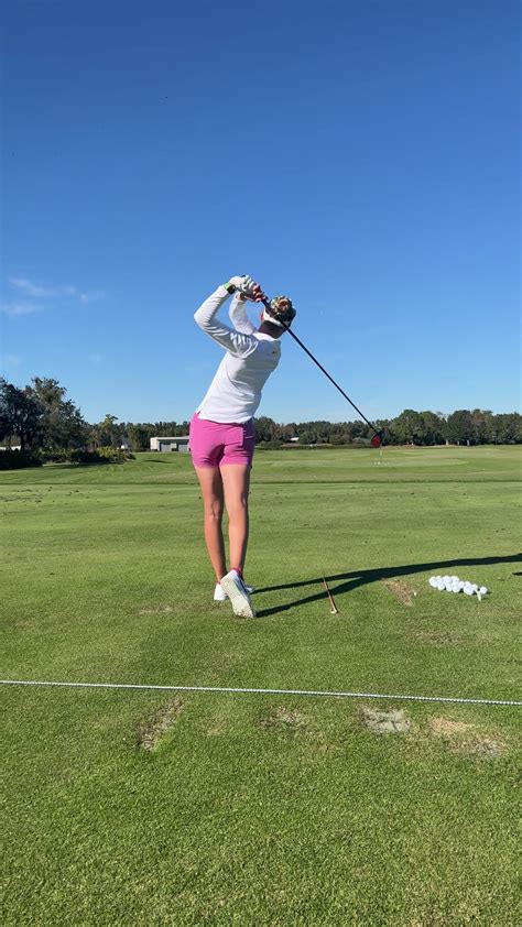 팀테일러메이드 의 새로운 멤버 넬리코다의 스윙을 한마디로 표현해주세요 테일러메이드 스텔스2드라이버 테일러메이드드라이버 골프 By 테일러메이드골프코리아