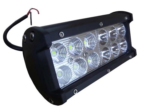 Foco De Led Rectangular De 16 X 75 Cm 12 24v 36w Y 2600lm 3100