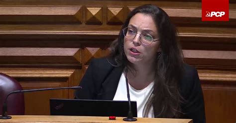 Os Registos E Notariado E Os Seus Trabalhadores Estão Numa Situação