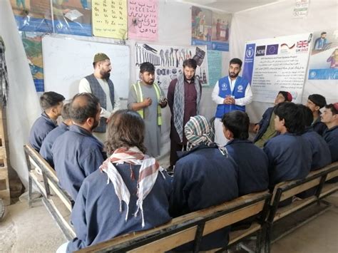 فراغت ۳۳ تن از کارآموزان در ولایت سرپل وزارت کار و امور اجتماعی