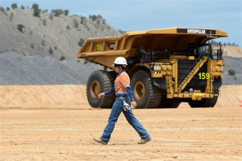 Mining Boom Could Be On The Way For Australia With Record Breaking Exploration Spend Abc News