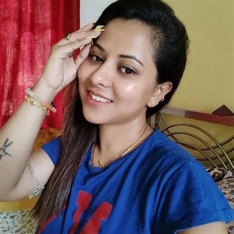 Tina Nandi Age Husband Family Biography Career More