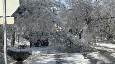 This Is Awful Inside Nashvilles Response To Widespread Winter Storm