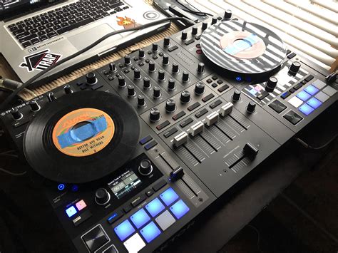 The Size Of A 10mb Hard Drive From 1970 Vs Todays 1tb Hard Drive R Beamazed