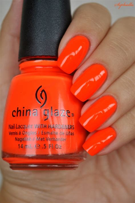 Голова в обЛаках China Glaze Orange Knockout Neon