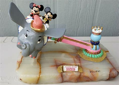 Disney Ron Lee Flying With Dumbo Mickey And Minnie Limited Edition