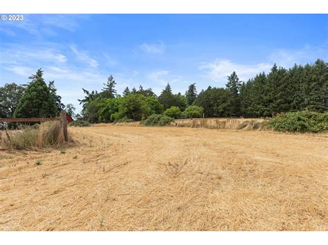 3809 N Springbrook Rd Newberg Or 97132 Mls 23471738 Premiere