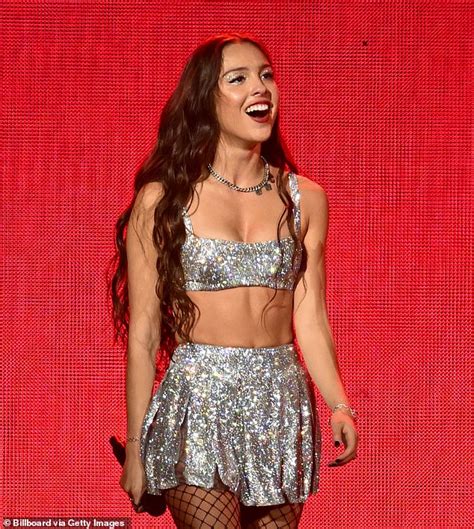 Olivia Rodrigo Flaunts Her Incredible Abs In Glittering Bra And Skirt