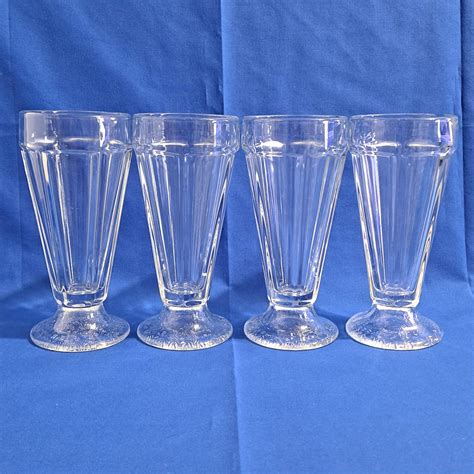 Vintage Lot 4 Milkshake Glasses Soda Fountain Ice Cream Float Parfait