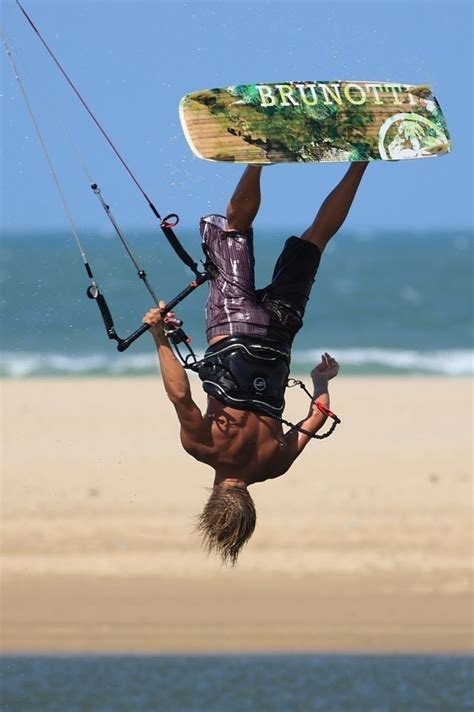 Pin De 🌙🏕🌲🌊⛵️🌞🌴🚍⛰️ ️🌵👁🍄🔊🎵 Em 🤪 Extreme Sports 🥰 Kitesurfing Surf Desportos Radicais