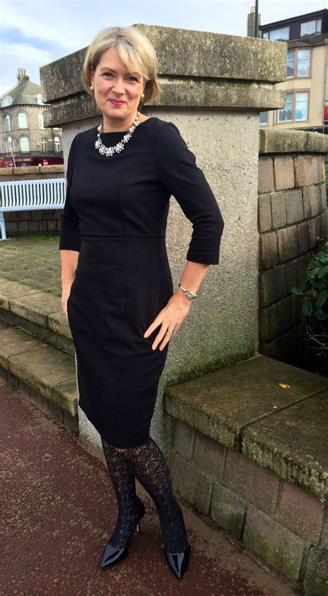 Женщины 55 лет в юбках - 82 фото