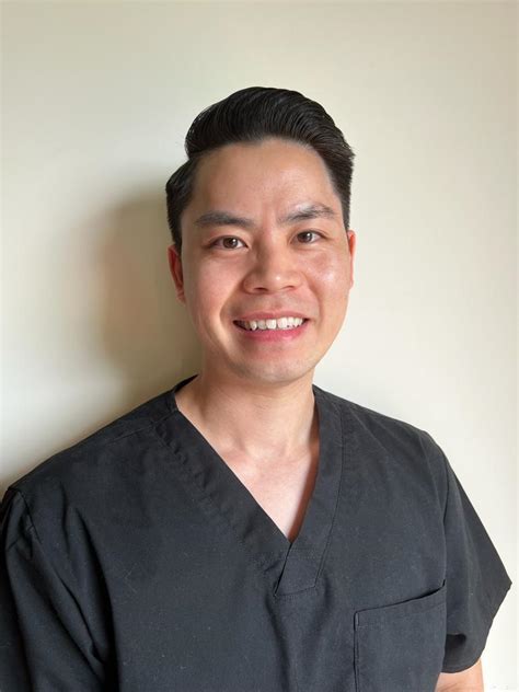 Dr Tuan Nguyen Richmond Medical