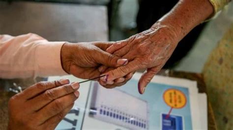 Compulsory Voting Countries ఓటు హక్కు వినియోగించుకోకుంటే కఠిన శిక్షలు