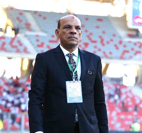 الاتحاد الدولي يختار سيد مراد مراقبا لحكام مباراة جزر القمر ومالي