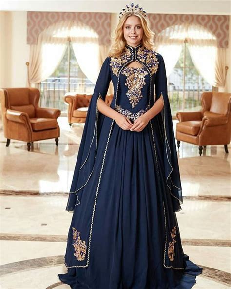 Medieval dress royal – Artofit