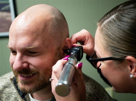 Advanced Noise Reduction Features In Modern Hearing Aids