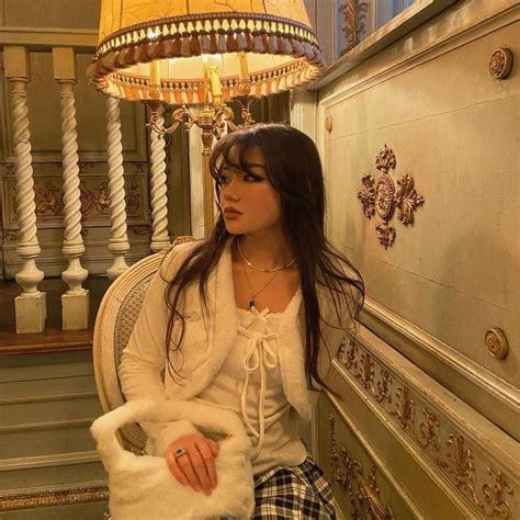 Pin On Automata Strike A Pose Trendy Fits Poses