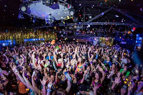 5 Off Sfs Insane Daybreaker Pre Work Dance Party Sf