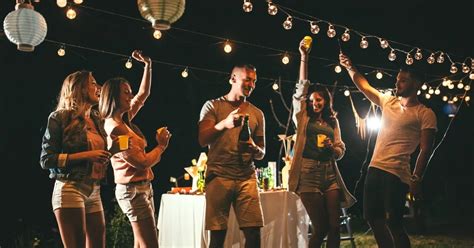 Ultimate Guide To Outdoor Sound Systems Table And Court