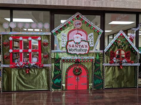 Santas Workshop Door Decorating Christmas Door Decorating Contest