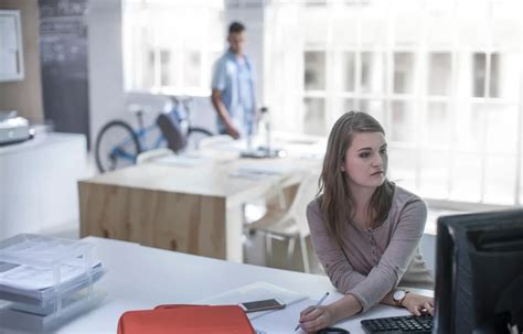 Front Office Assistant Interview Questions With Scorecard